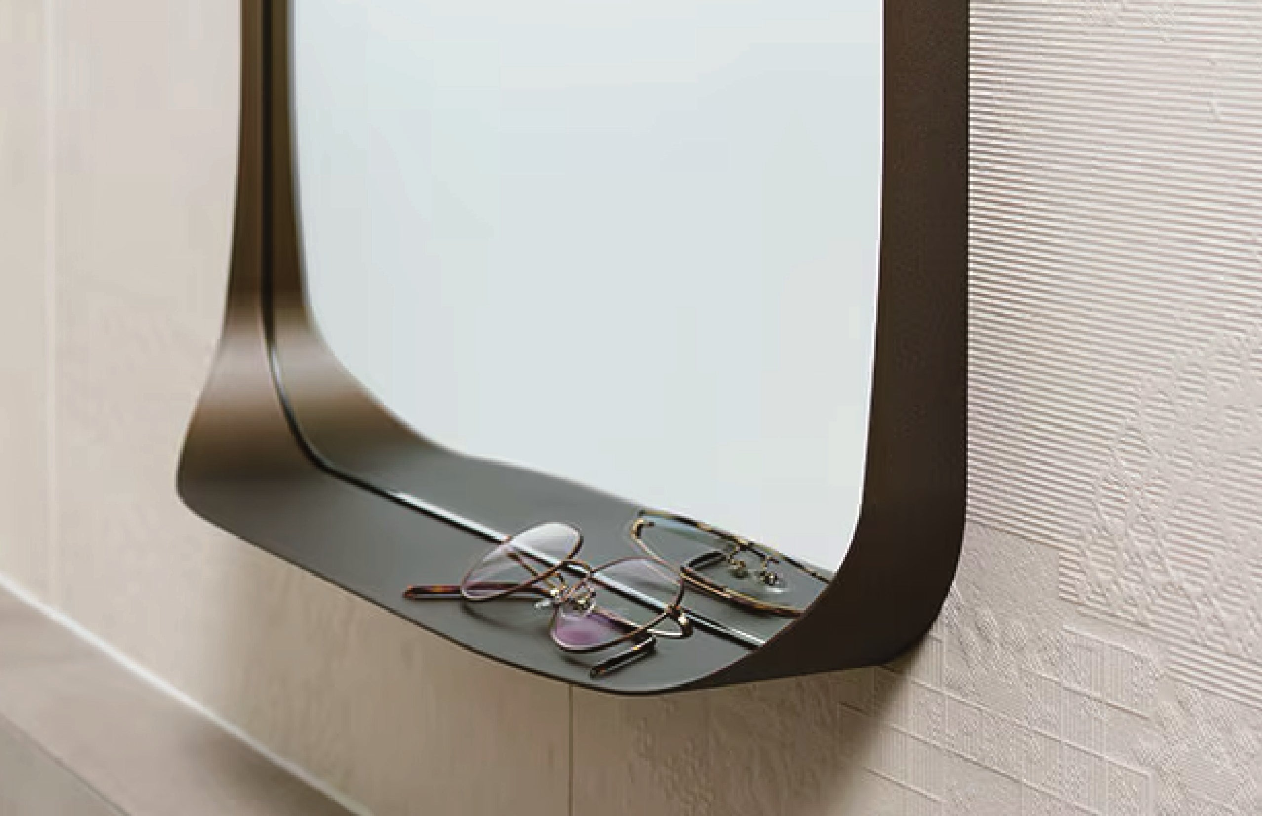 AR Mirror – Retro Colony