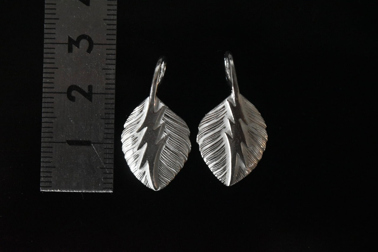 Thunder Love Feather – Retro Colony